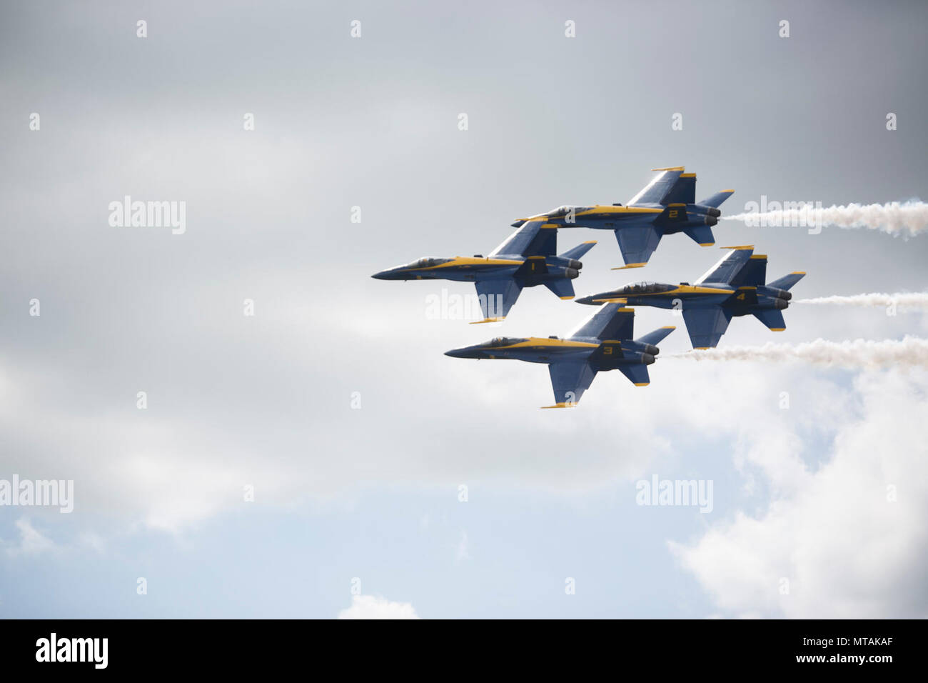 6 blue angels aerobatic team hi-res stock photography and images - Alamy