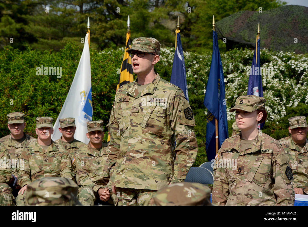 704th military intelligence brigade hi-res stock photography and images ...