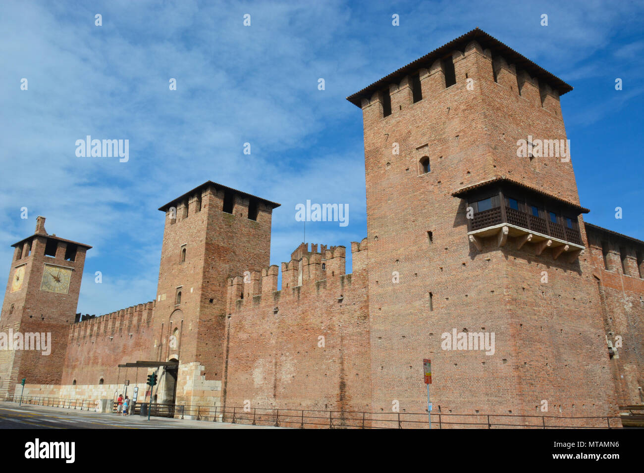 The beautiful Castelvecchio in Verona Stock Photo - Alamy