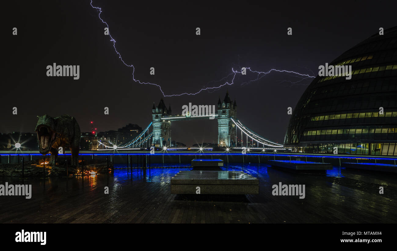Lightning Strikes Over London Stock Photo - Alamy