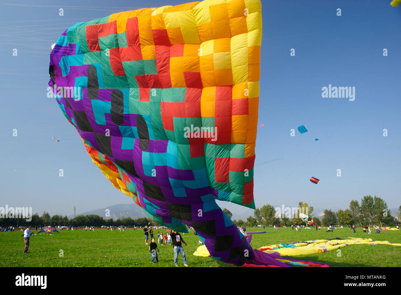 Kite rezzato hi-res stock photography and images - Alamy