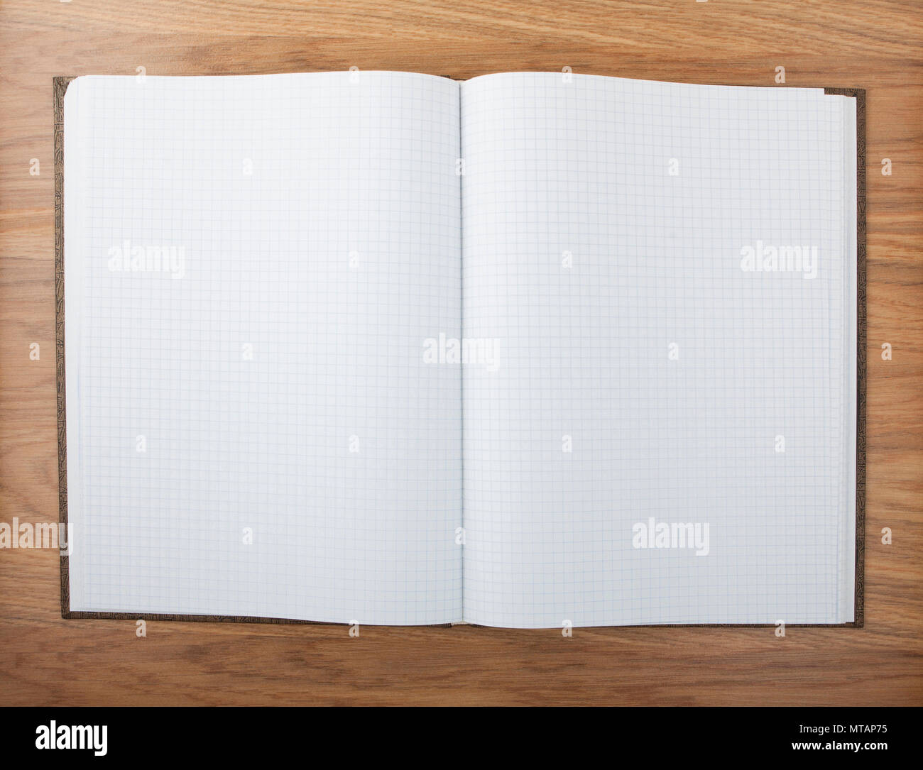 Sheets on a table hi-res stock photography and images - Alamy