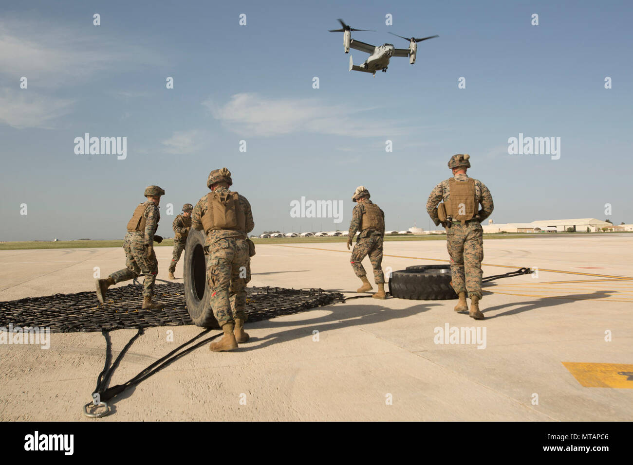 Marines assigned to Special Purpose Marine Air-Ground Task Force-Crisis ...