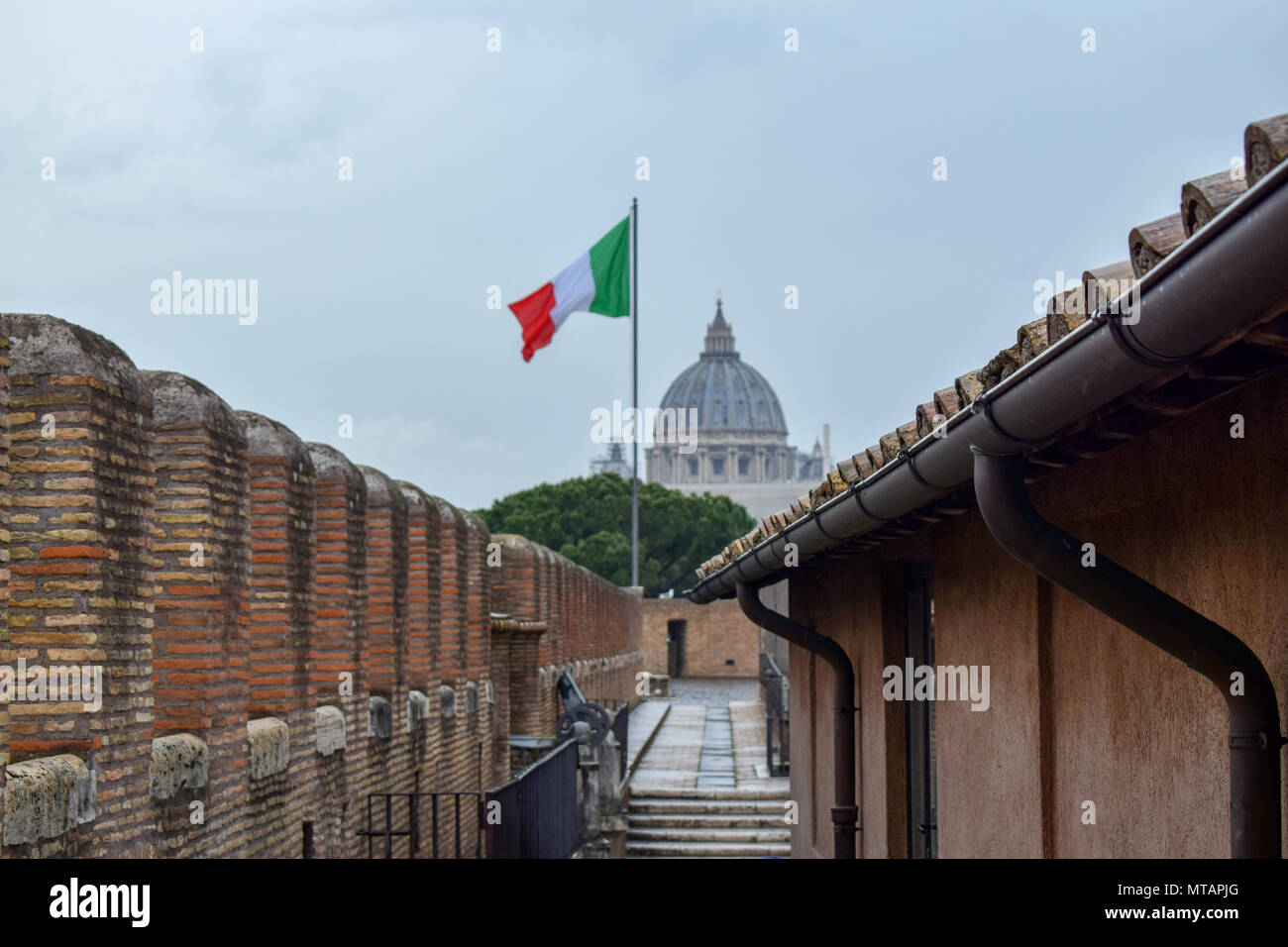 Vatican City Overview From The Sant'Angelo Castle Italy Stock Photo - Alamy