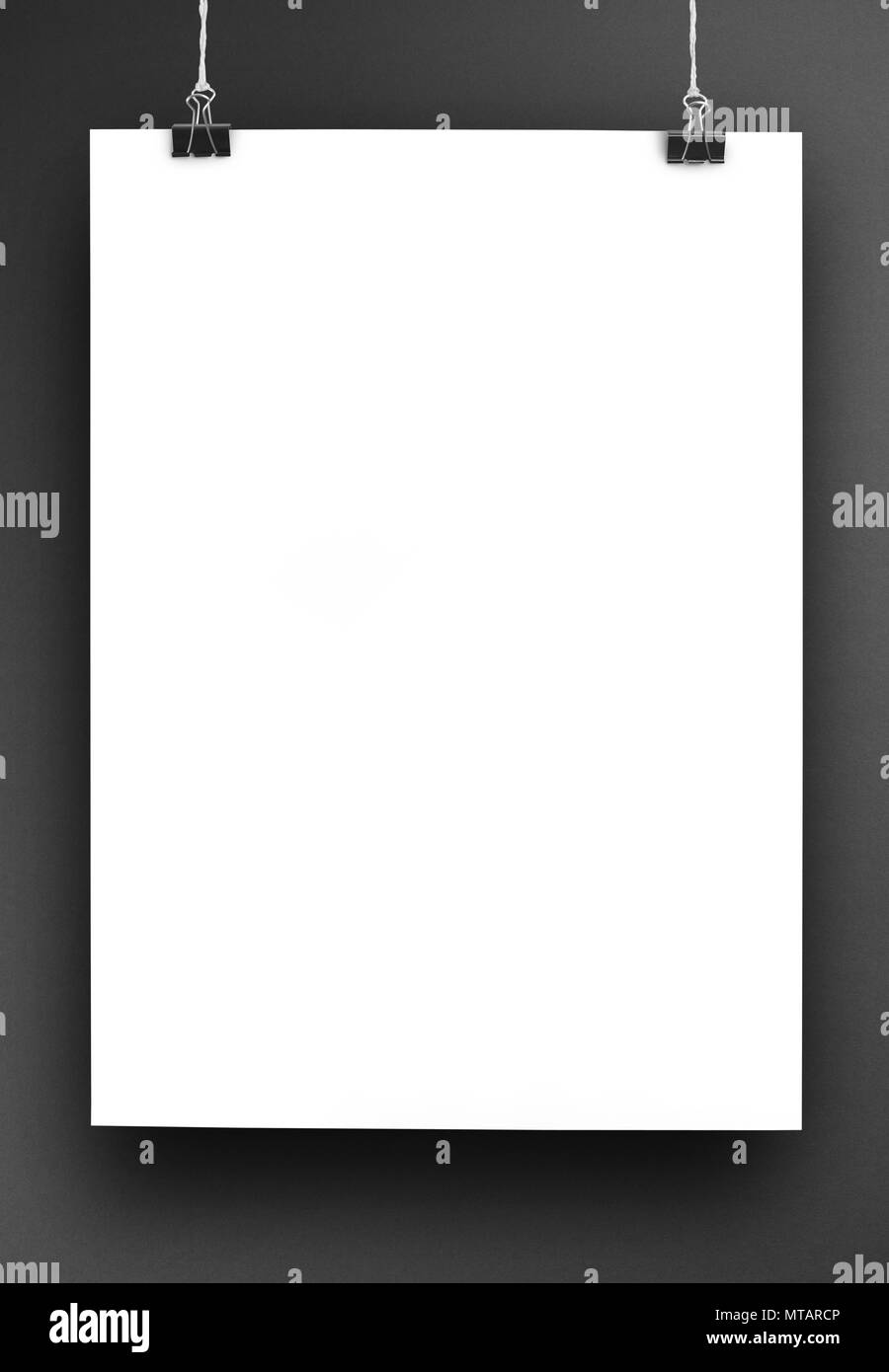 Hanging on a thread hi-res stock photography and images - Alamy