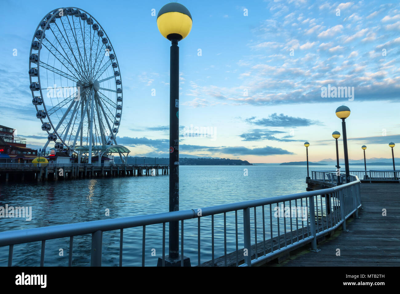 The Big Wheel at the waterfront in Seattle, Washington, United States ...