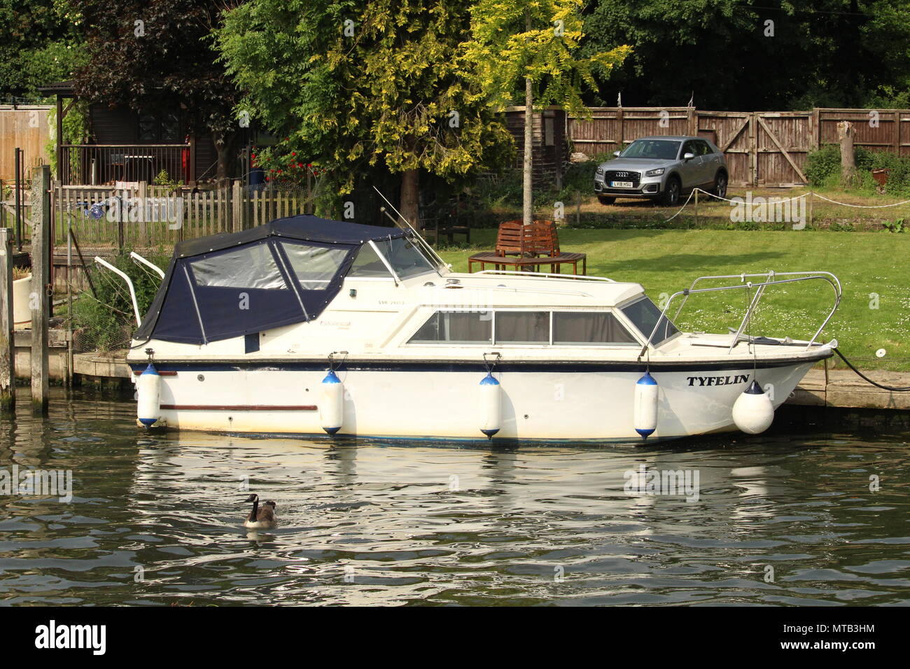 Mooring fees hi-res stock photography and images - Alamy