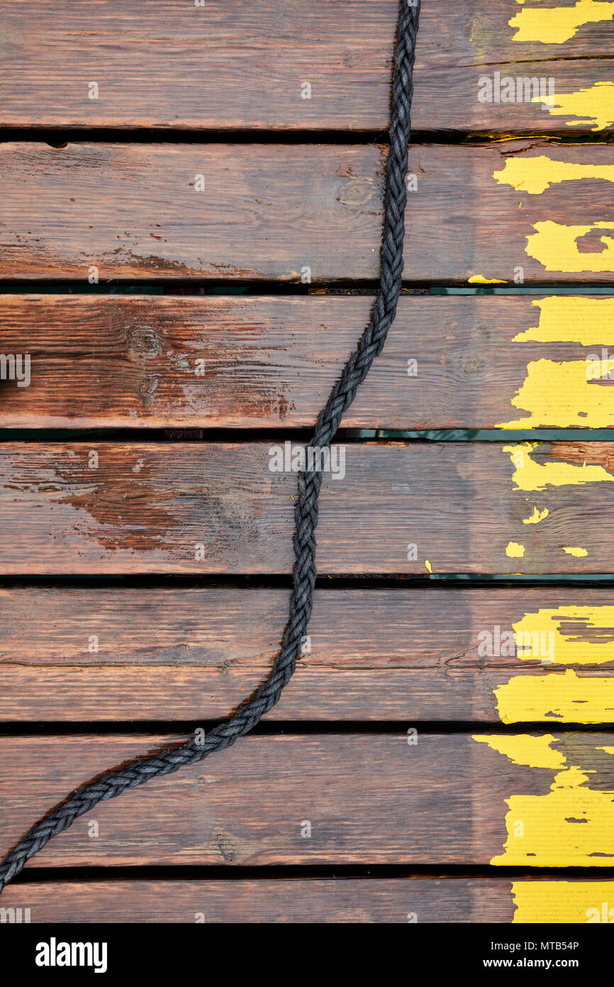 Timber and rope hi-res stock photography and images - Alamy