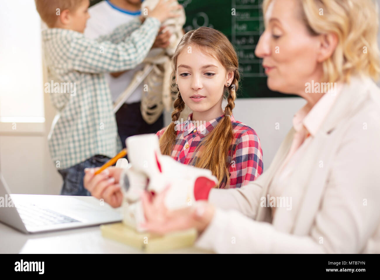 Knowledge class hi-res stock photography and images - Alamy