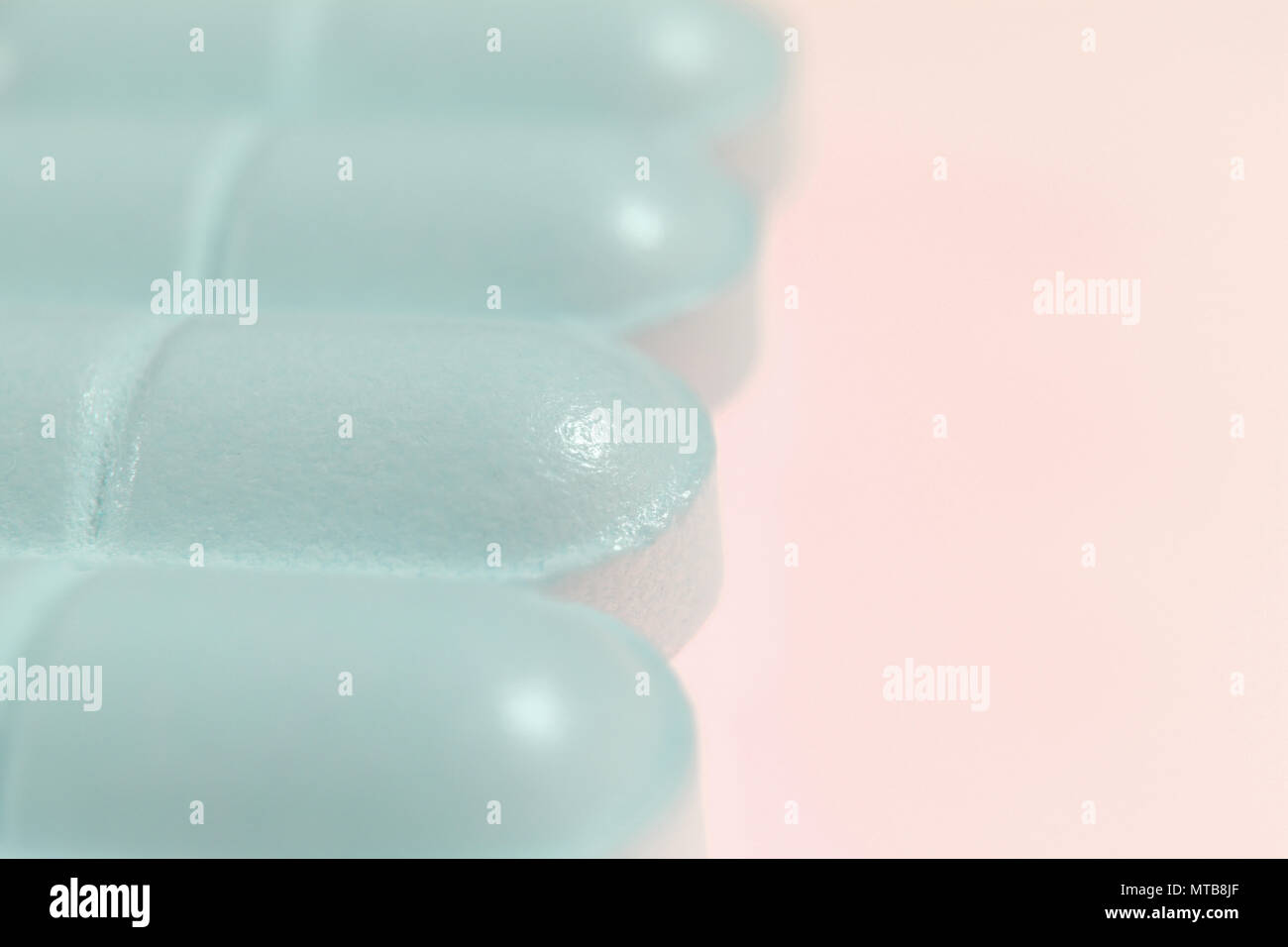 Peach pills hi-res stock photography and images - Alamy