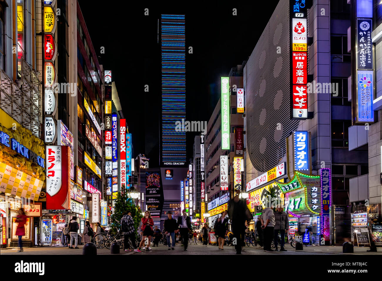 Japan night club hi-res stock photography and images - Alamy