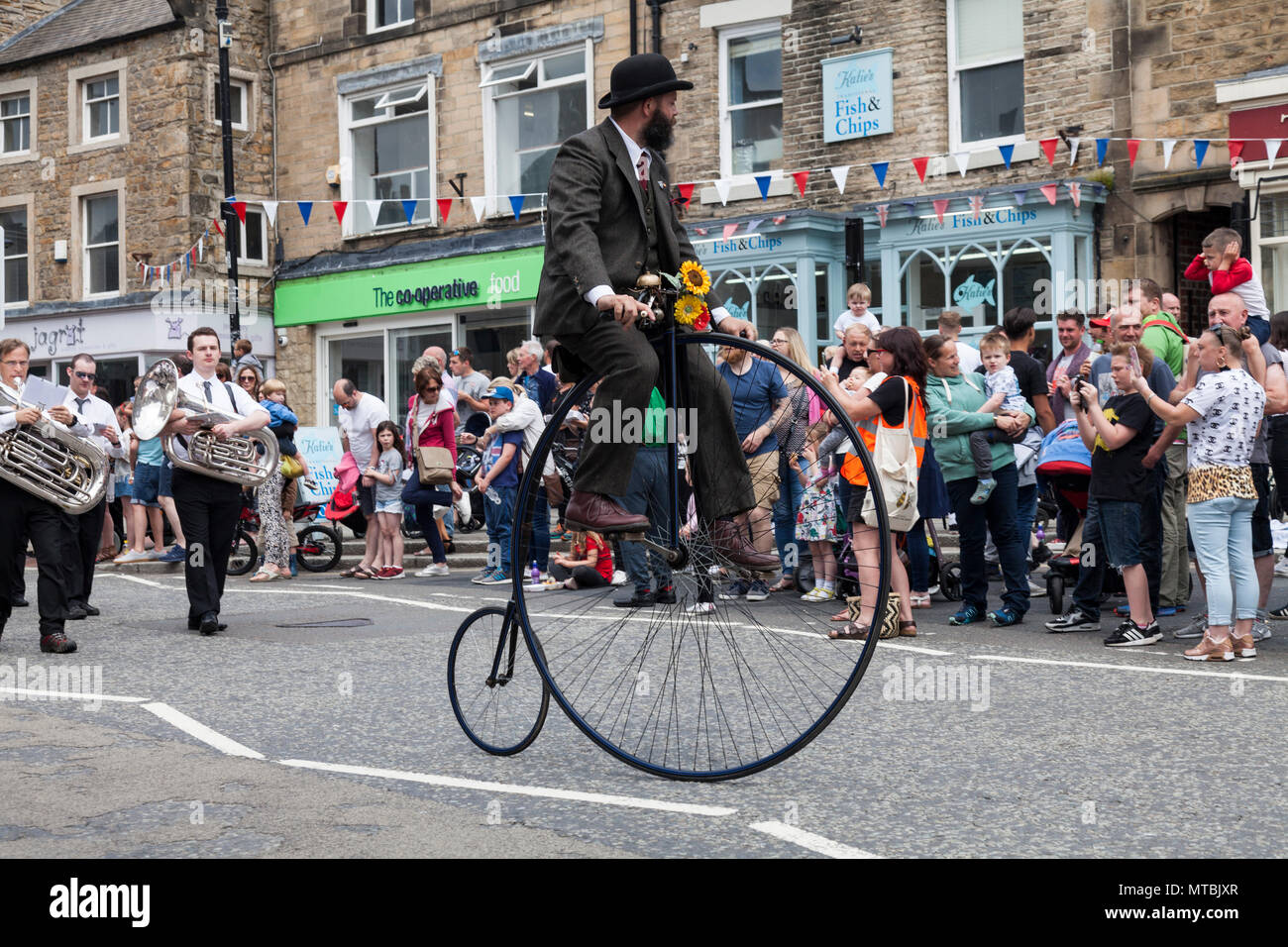 Penny farthing bike hi-res stock photography and images - Alamy