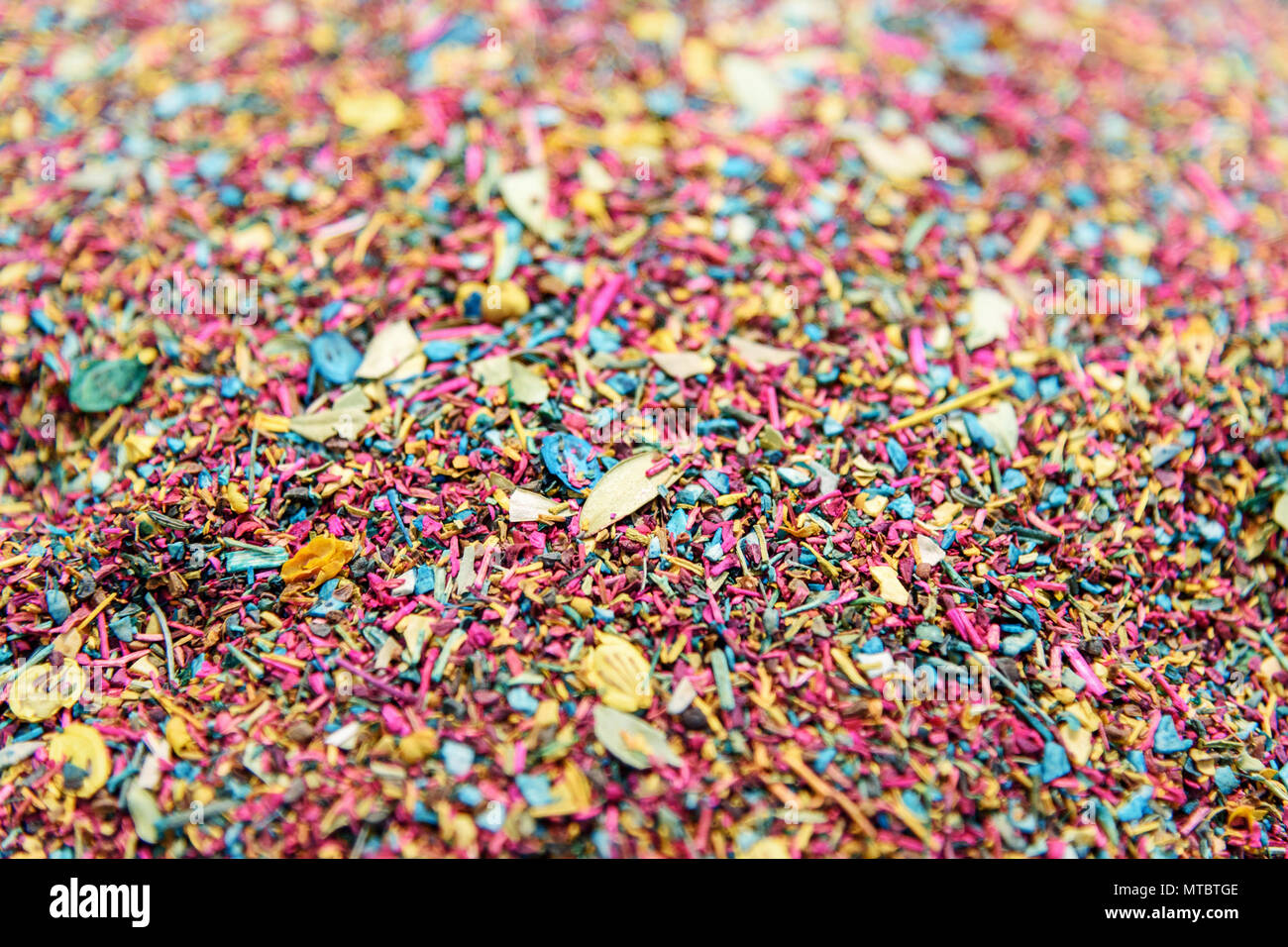 Esfand, Wild Rue Seeds is an aromatic seed commonly used to create ...