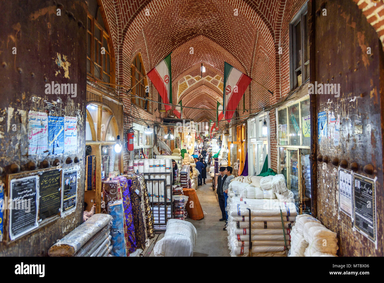 Tabriz Bazaar Iran Unesco High Resolution Stock Photography and Images ...