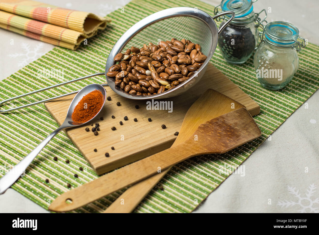 Kitchen food photography hi-res stock photography and images - Alamy