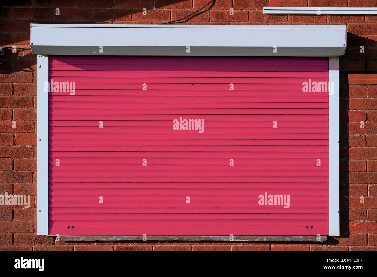 Serving hatch hi-res stock photography and images - Alamy