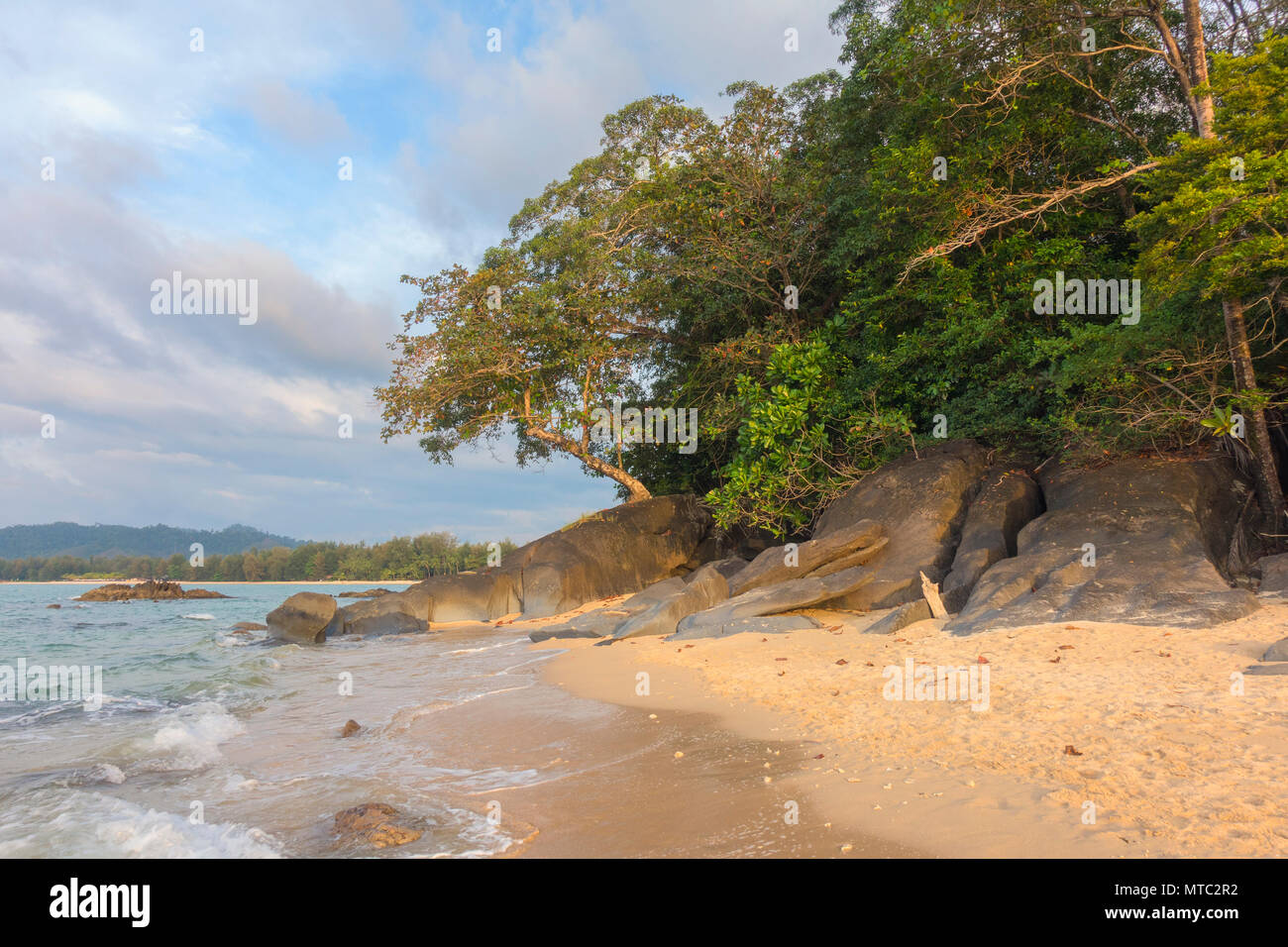 Sunset sea 4k hi-res stock photography and images - Alamy