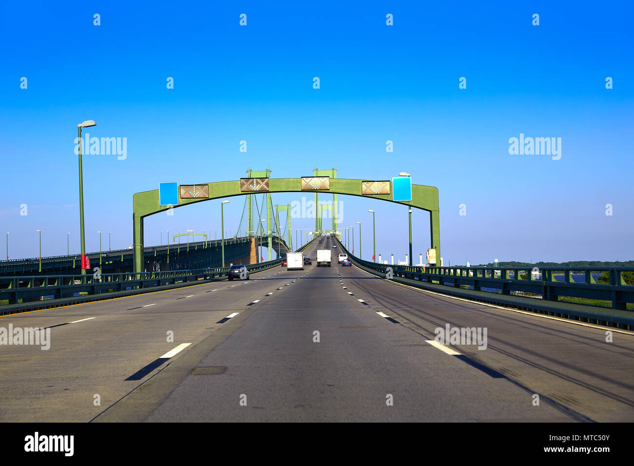 Delaware memorial bridge road in USA US Stock Photo - Alamy