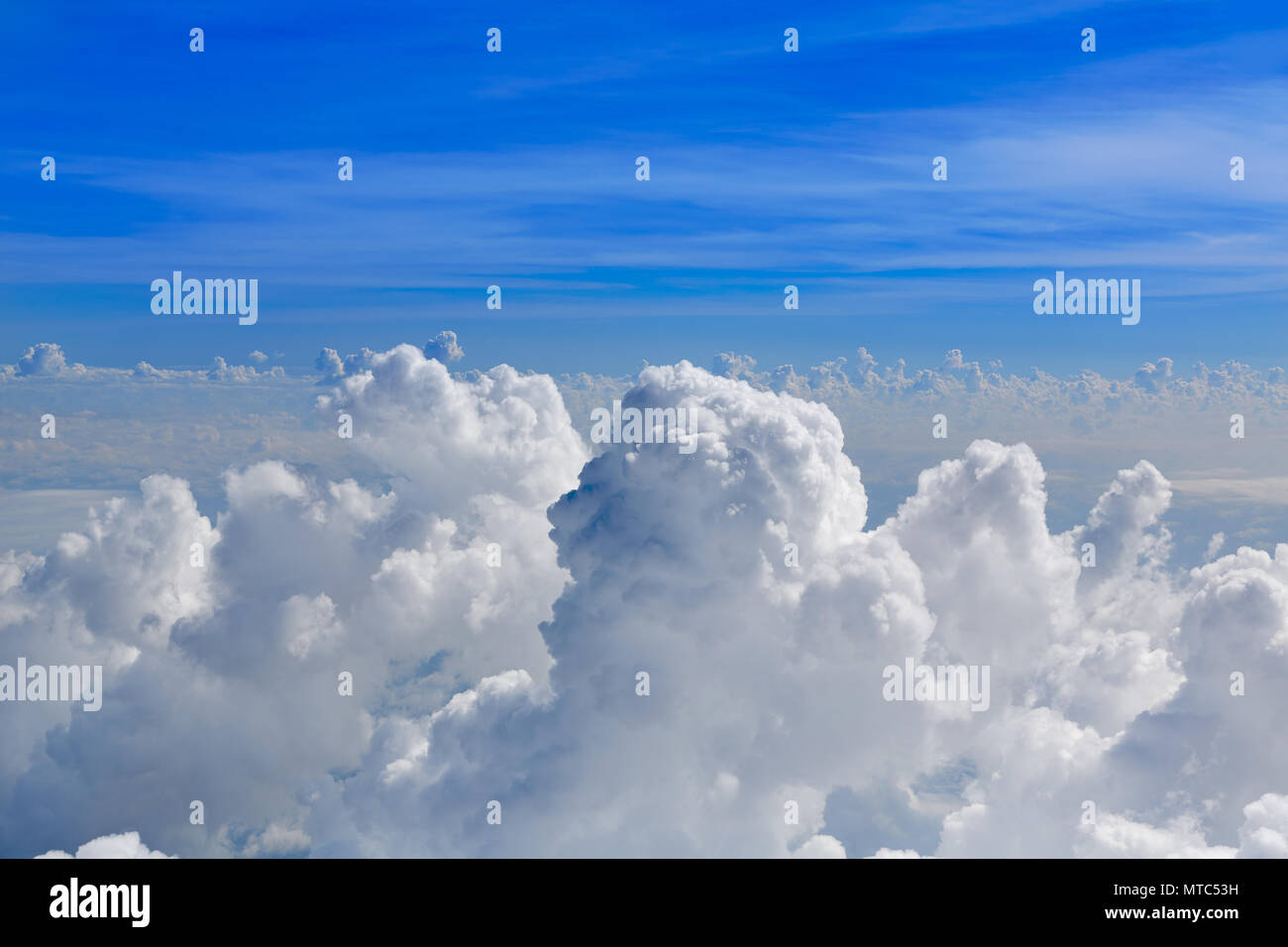 Aircraft point of view hi-res stock photography and images - Alamy
