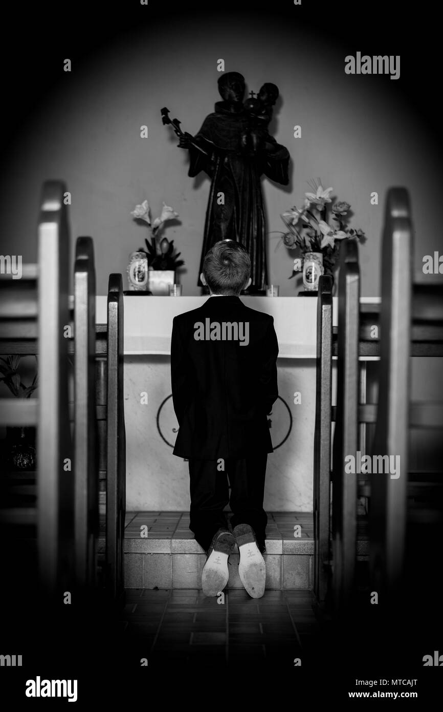 First holy communion hi-res stock photography and images - Alamy