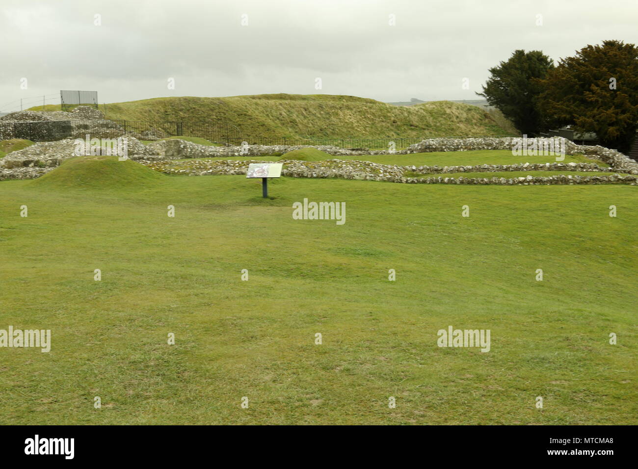 Old Sarum Castle Stock Photo - Alamy