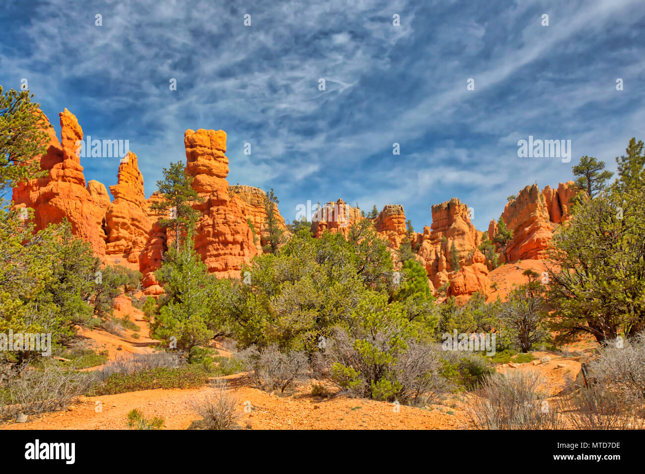 Red Rocks outside Bryce National park Stock Photo - Alamy