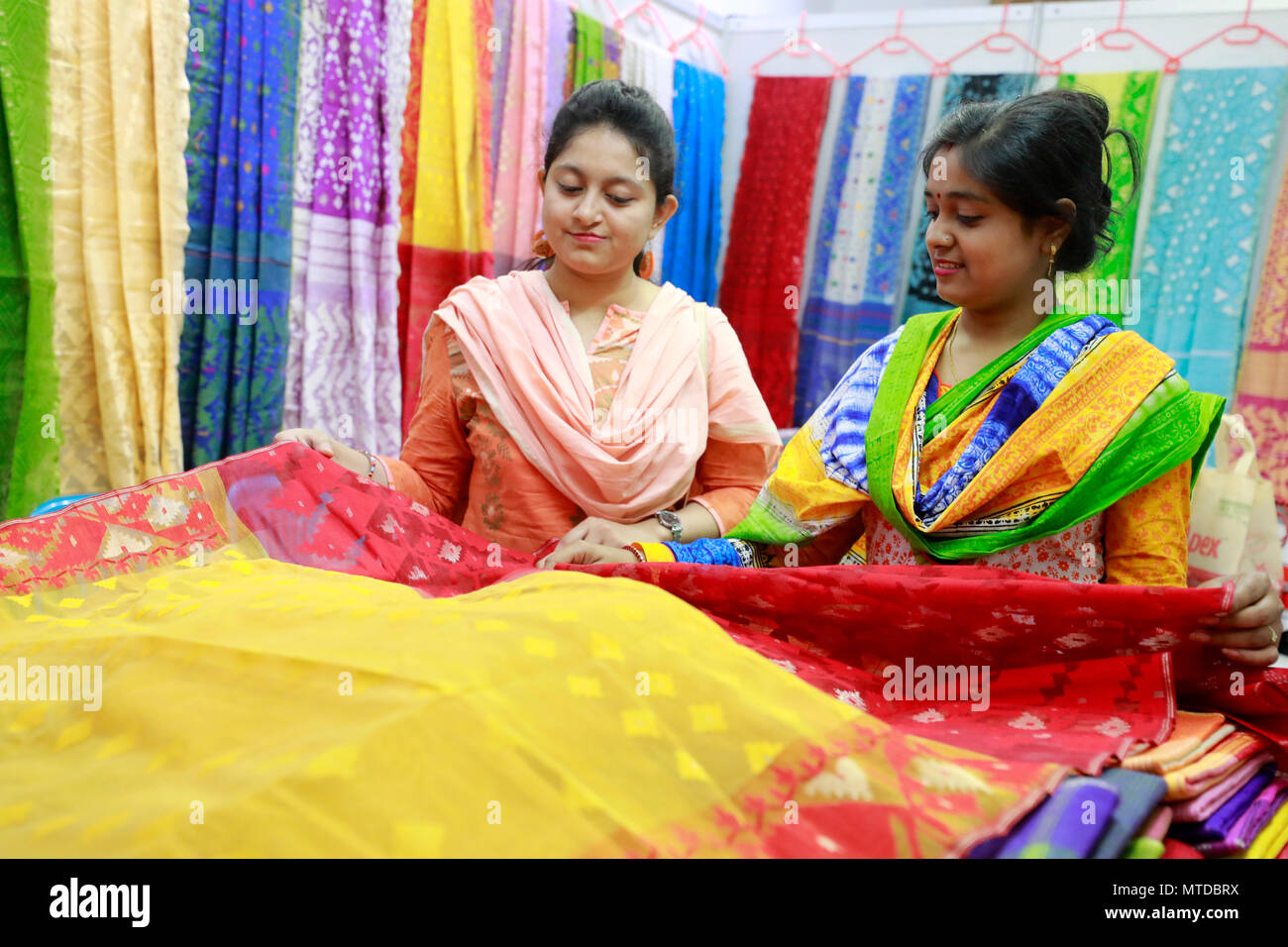 Bangladeshi textiles hi-res stock photography and images - Alamy