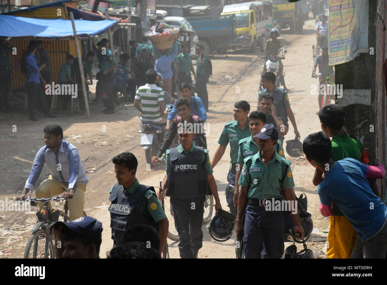 Dhaka. 29th May, 2018. Law enforcers raid an area as part of a ...