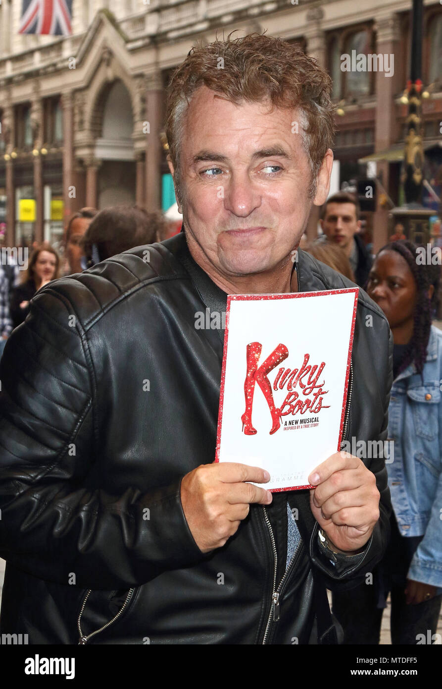 Shane richie actor hi-res stock photography and images - Alamy