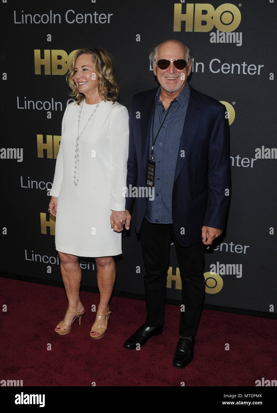 New York, NY, USA. 29th May, 2018. Jane Slagsvol and Jimmy Buffett ...