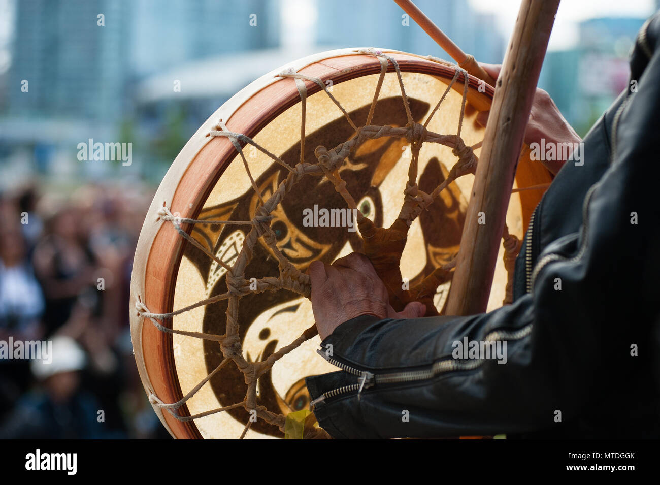 First nations pipeline protest canada hi-res stock photography and ...