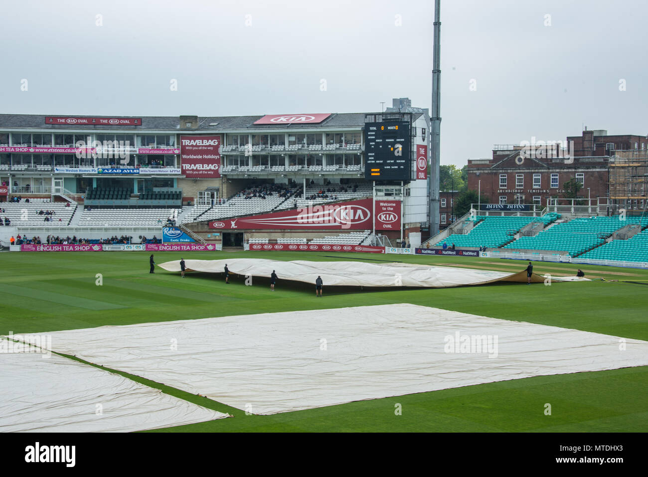 Cricket ground covers hi-res stock photography and images - Alamy
