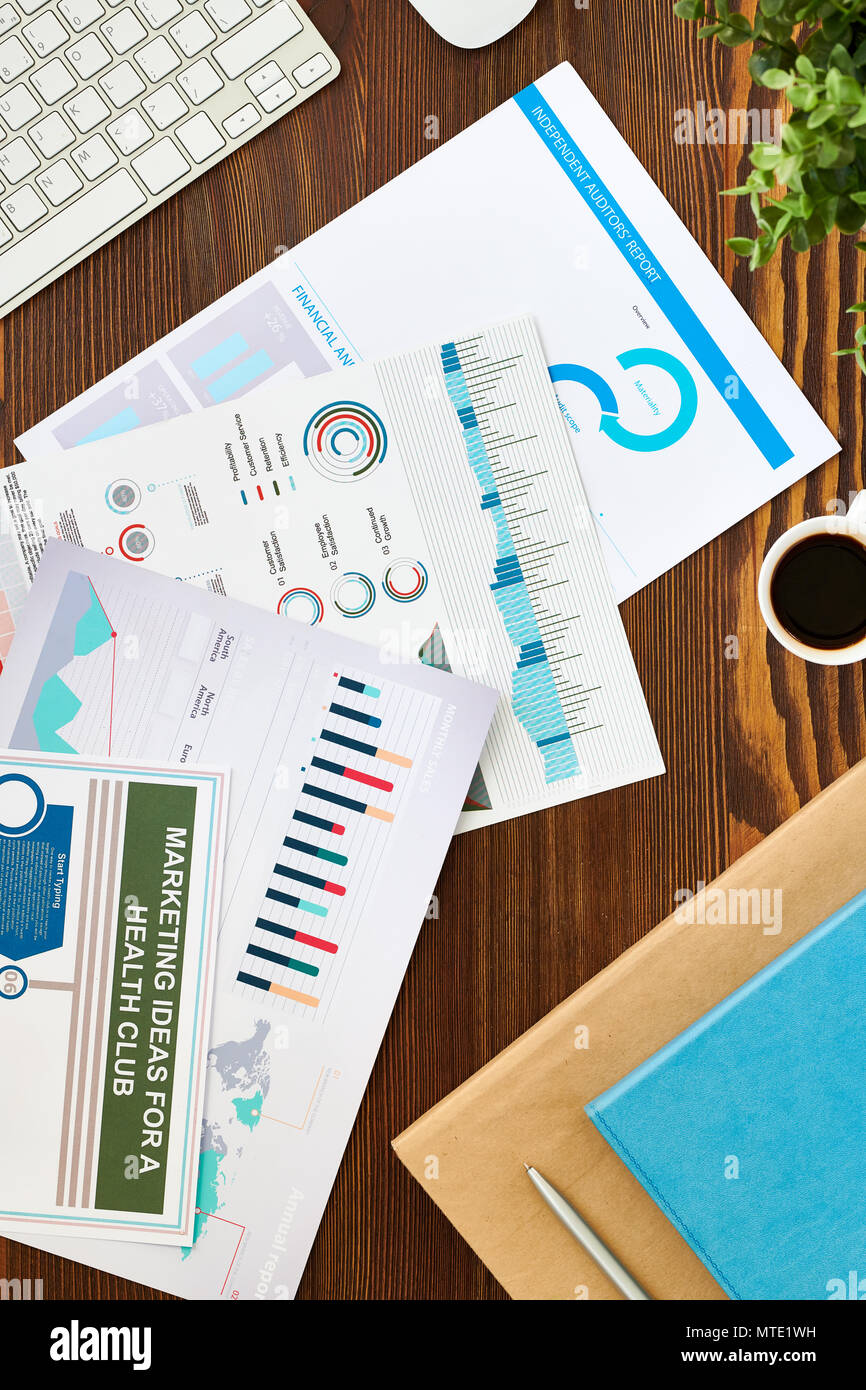 Business chart concept above hi-res stock photography and images - Alamy