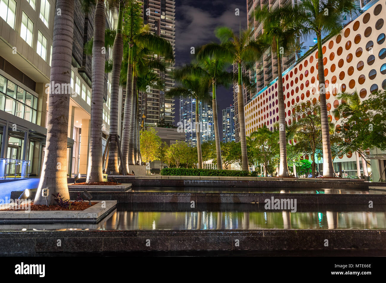 Miami river in brickell district hi-res stock photography and images ...