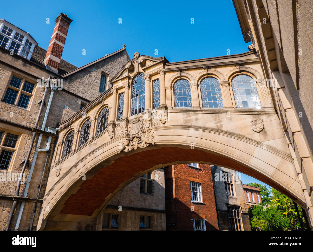 The Bridge of Sighs, Oxford Landmark, Hertford College, Oxford ...