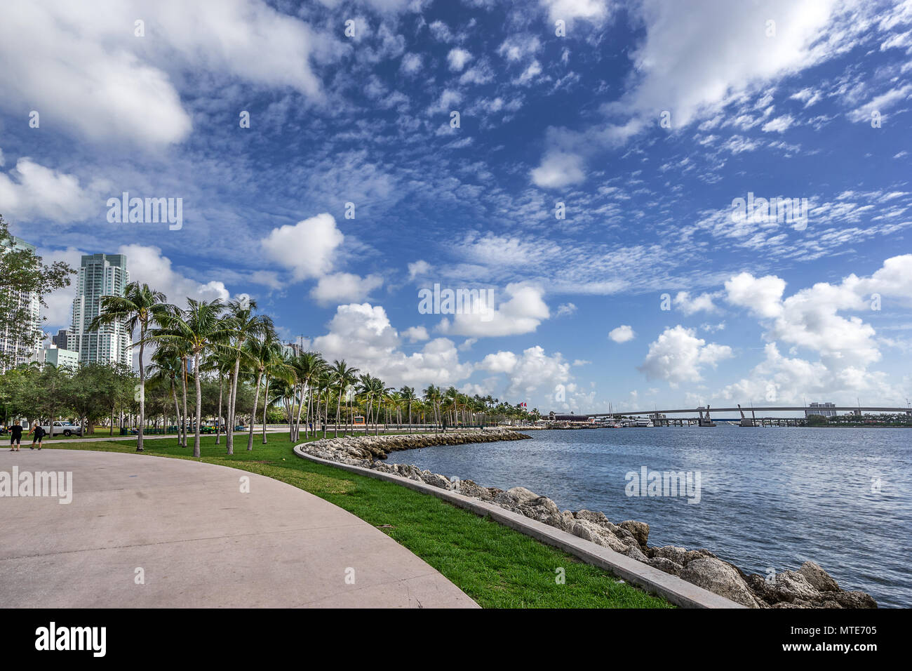 River walk on Bayfront Park Miami Stock Photo - Alamy