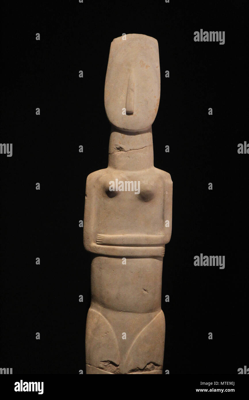 Ancient cycladic hi-res stock photography and images - Alamy