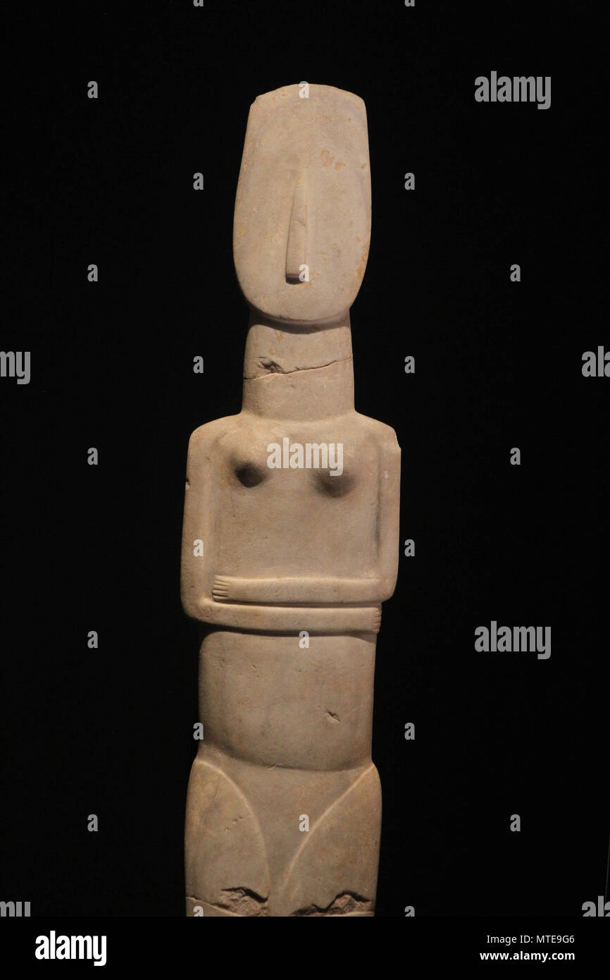 Ancient cycladic hi-res stock photography and images - Alamy
