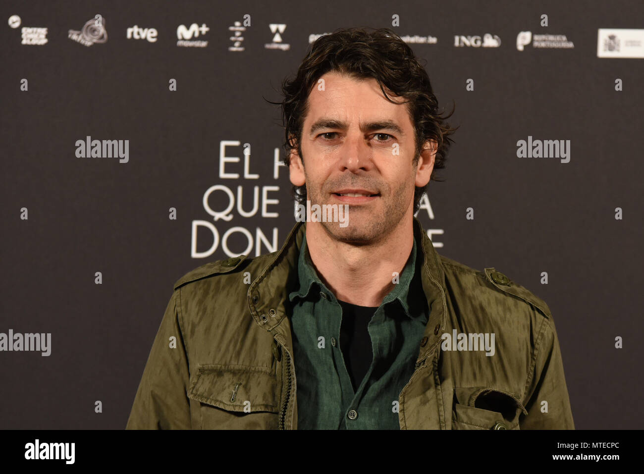 The Spanish actor Eduardo Noriega poses for media during the premiere ...