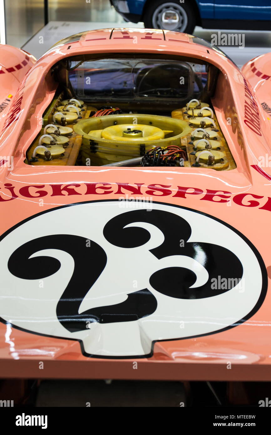 Ping car logo hi-res stock photography and images - Alamy