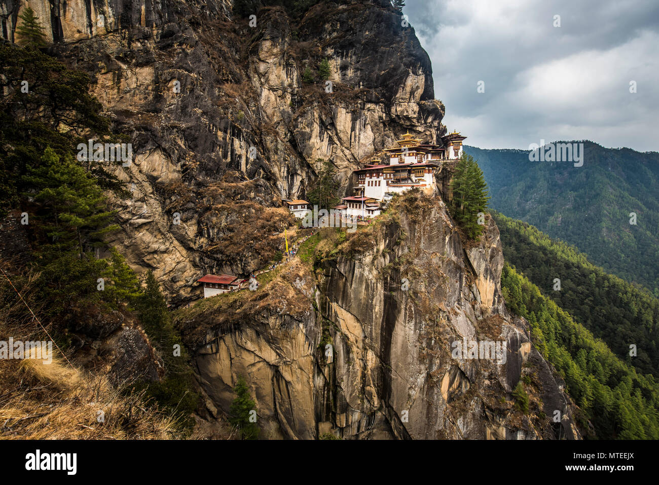 Buddhist tiger nest monastery Taktshang on steep rock face, Tiger's ...
