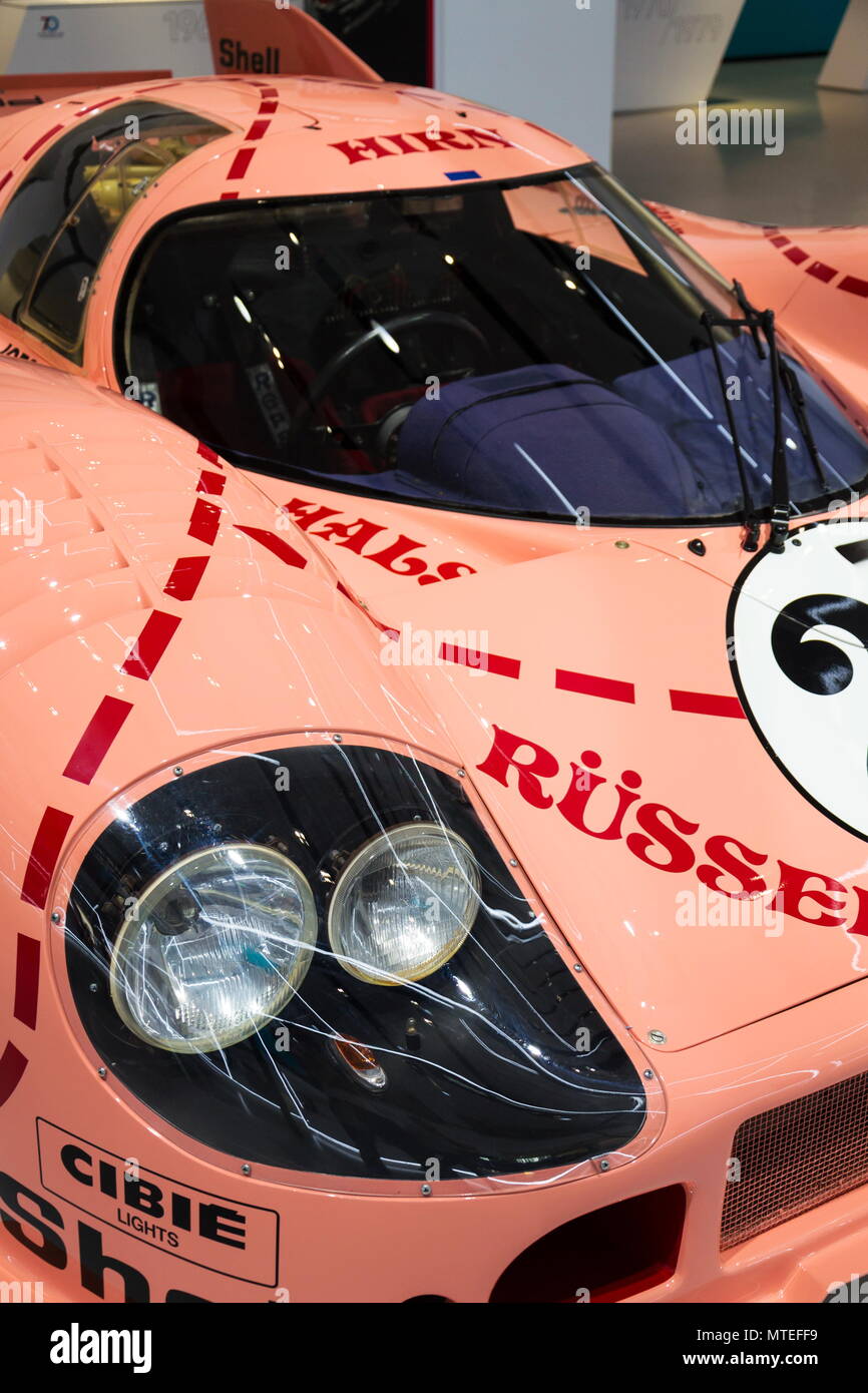 Ping car logo hi-res stock photography and images - Alamy