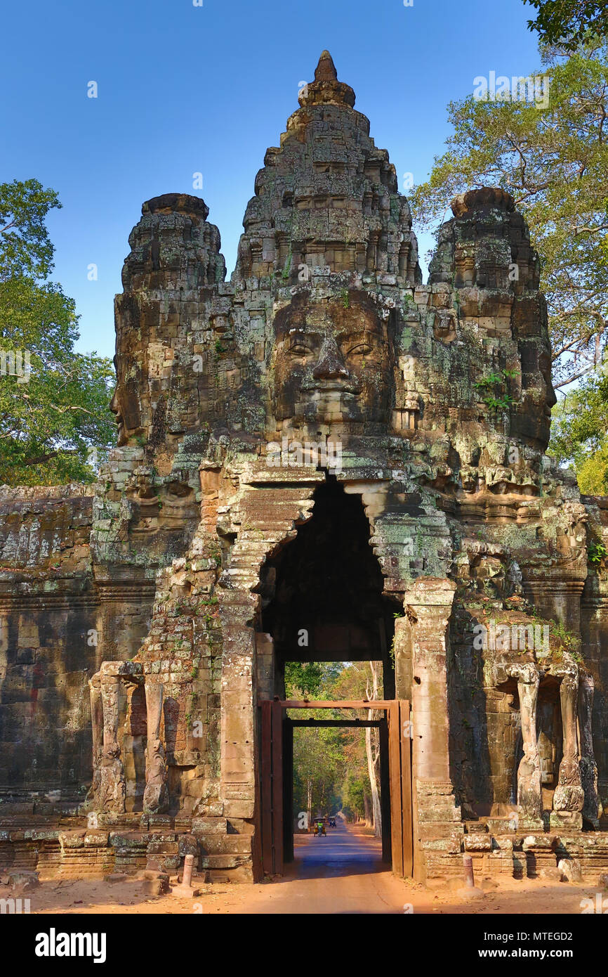 Khmer empire hi-res stock photography and images - Alamy