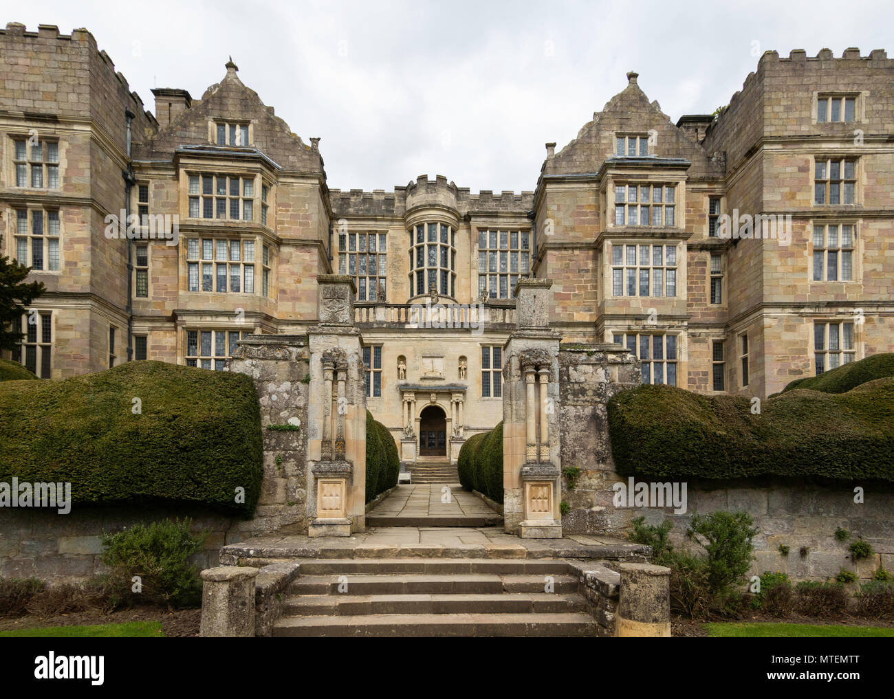 Stately structures hi-res stock photography and images - Alamy