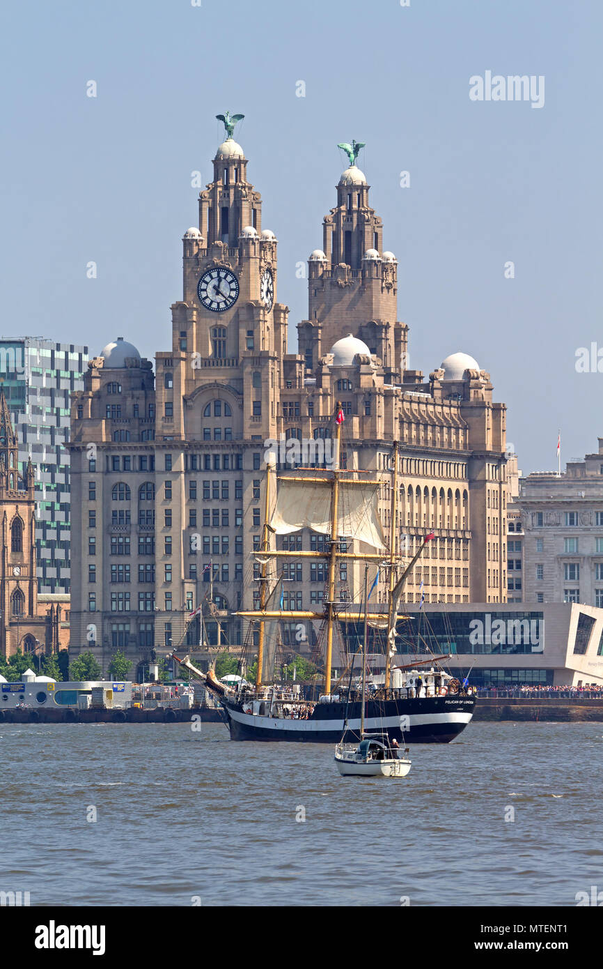 Lord nelson training ship hi-res stock photography and images - Alamy