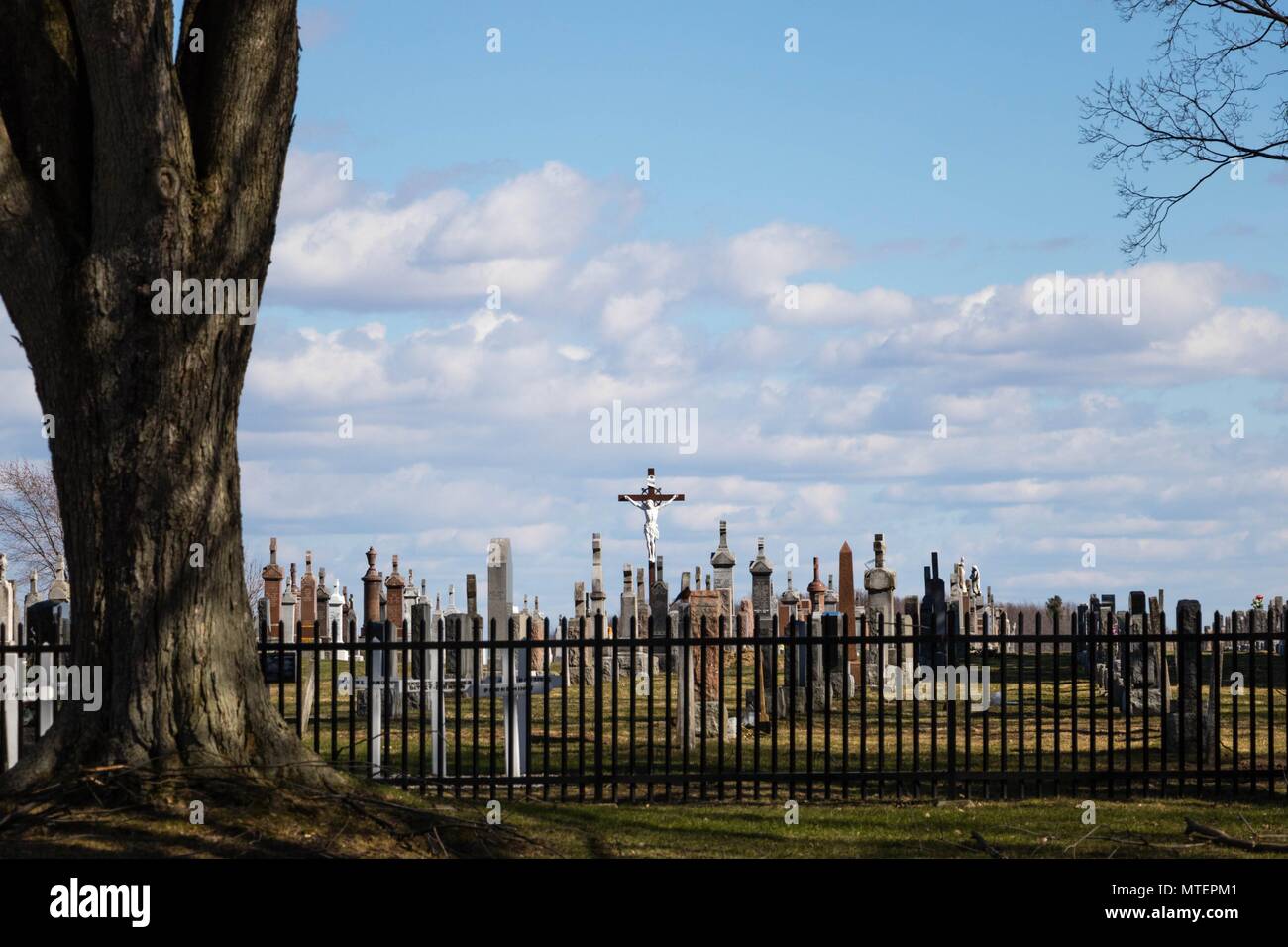 Catholic cemetery hi-res stock photography and images - Alamy