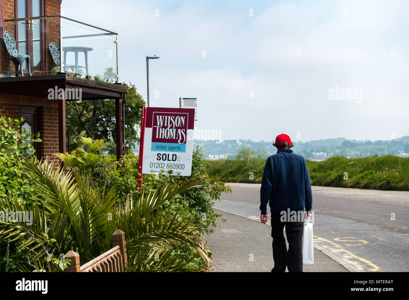 Wilson thomas estate agents hi-res stock photography and images - Alamy