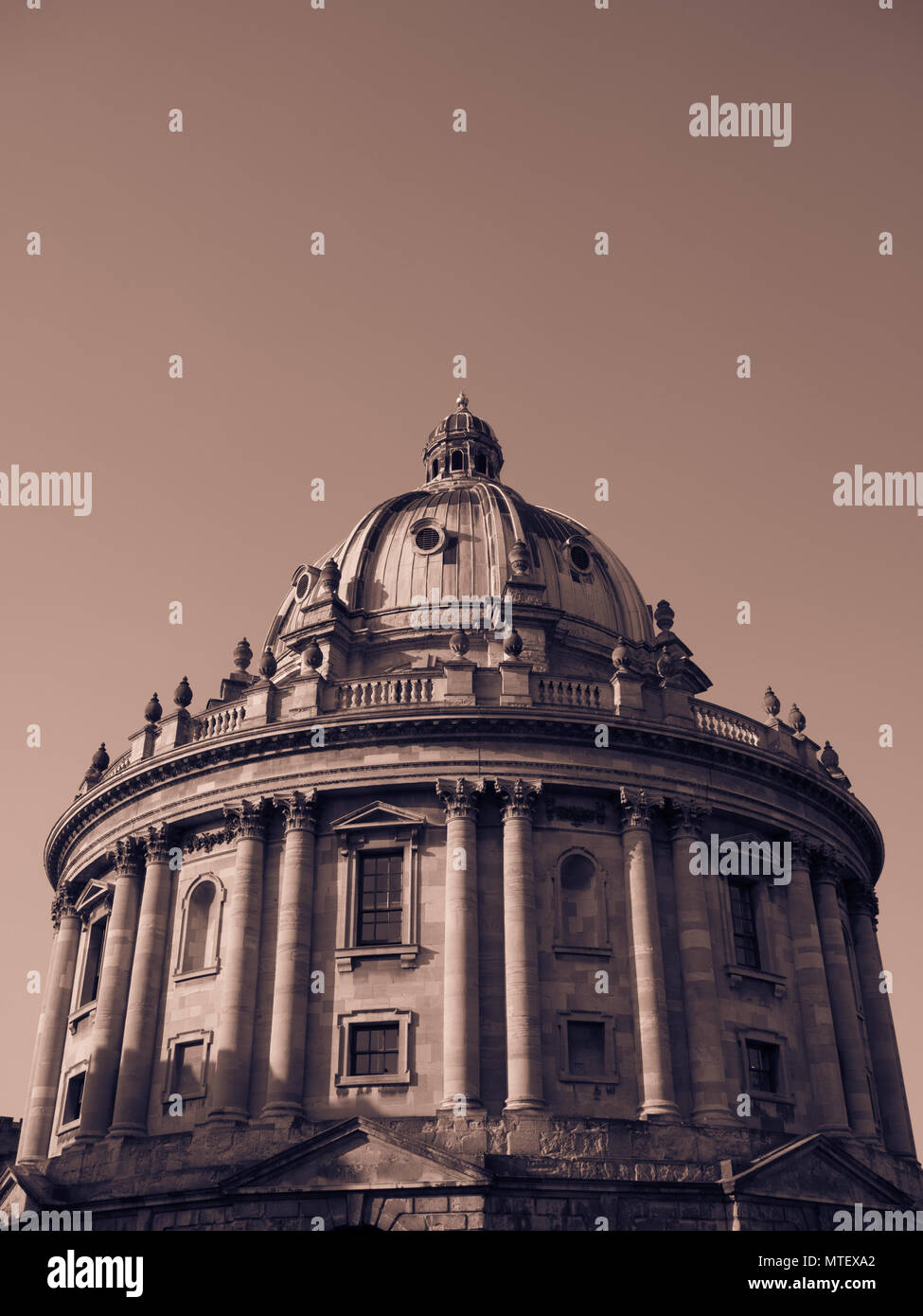 Oxford Landmark, Radcliffe Camera, Oxford University, Radcliffe Square ...