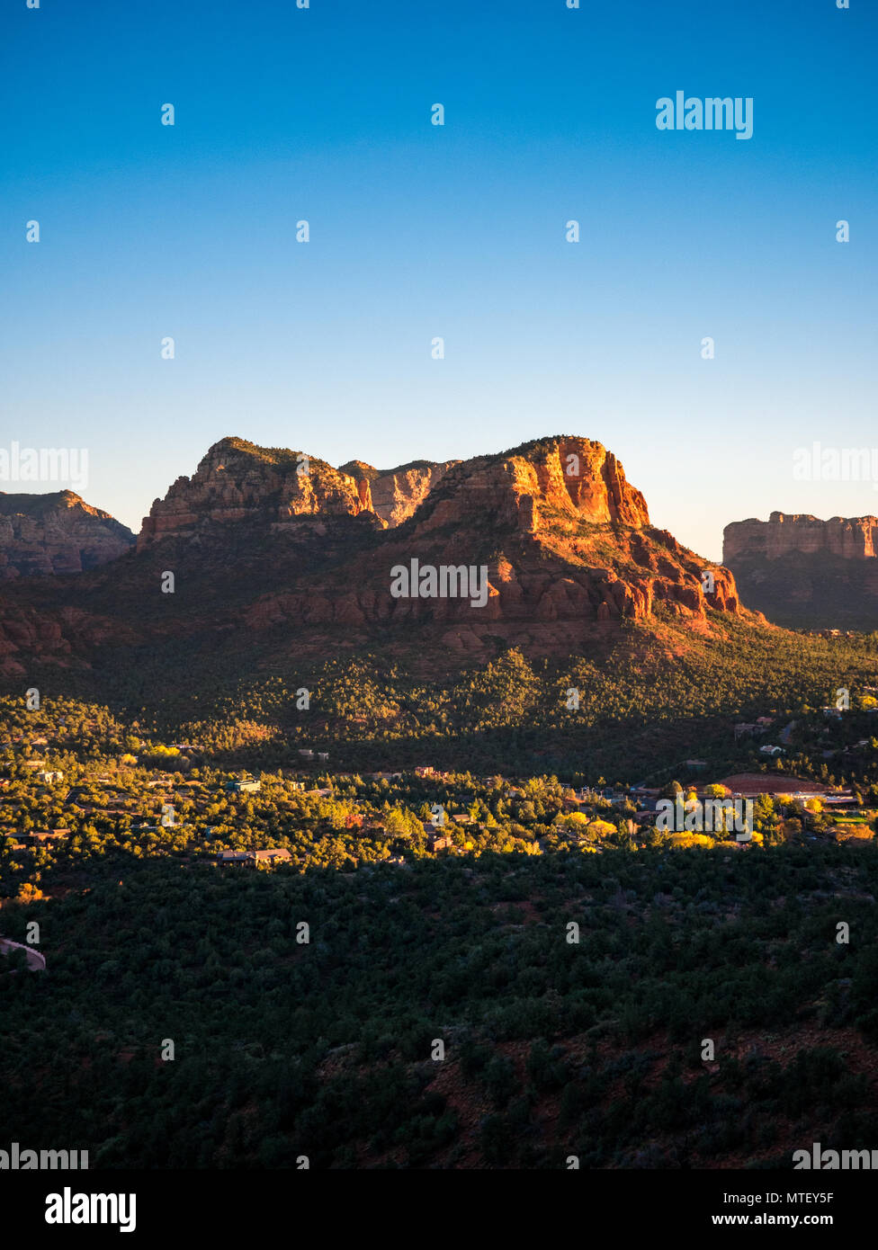 Red rock mountains in Sedona, AZ Stock Photo - Alamy