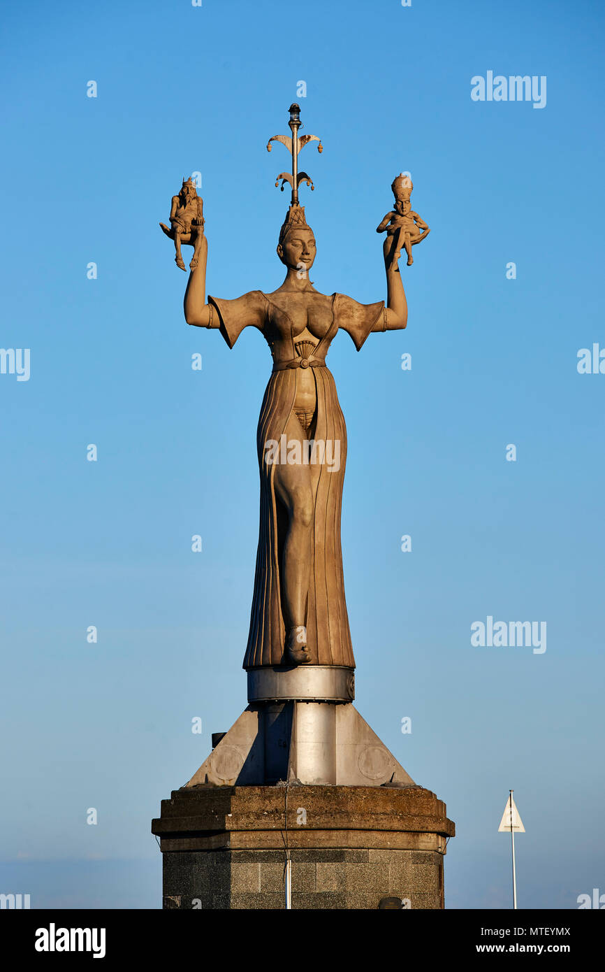 Peter lenk sculpture hi-res stock photography and images - Alamy